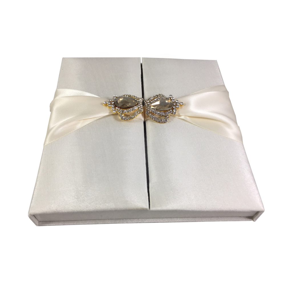 IVORY & GOLD GATEFOLD WEDDING BOX WITH SILK AND CROWN PEARL BROOCH ...