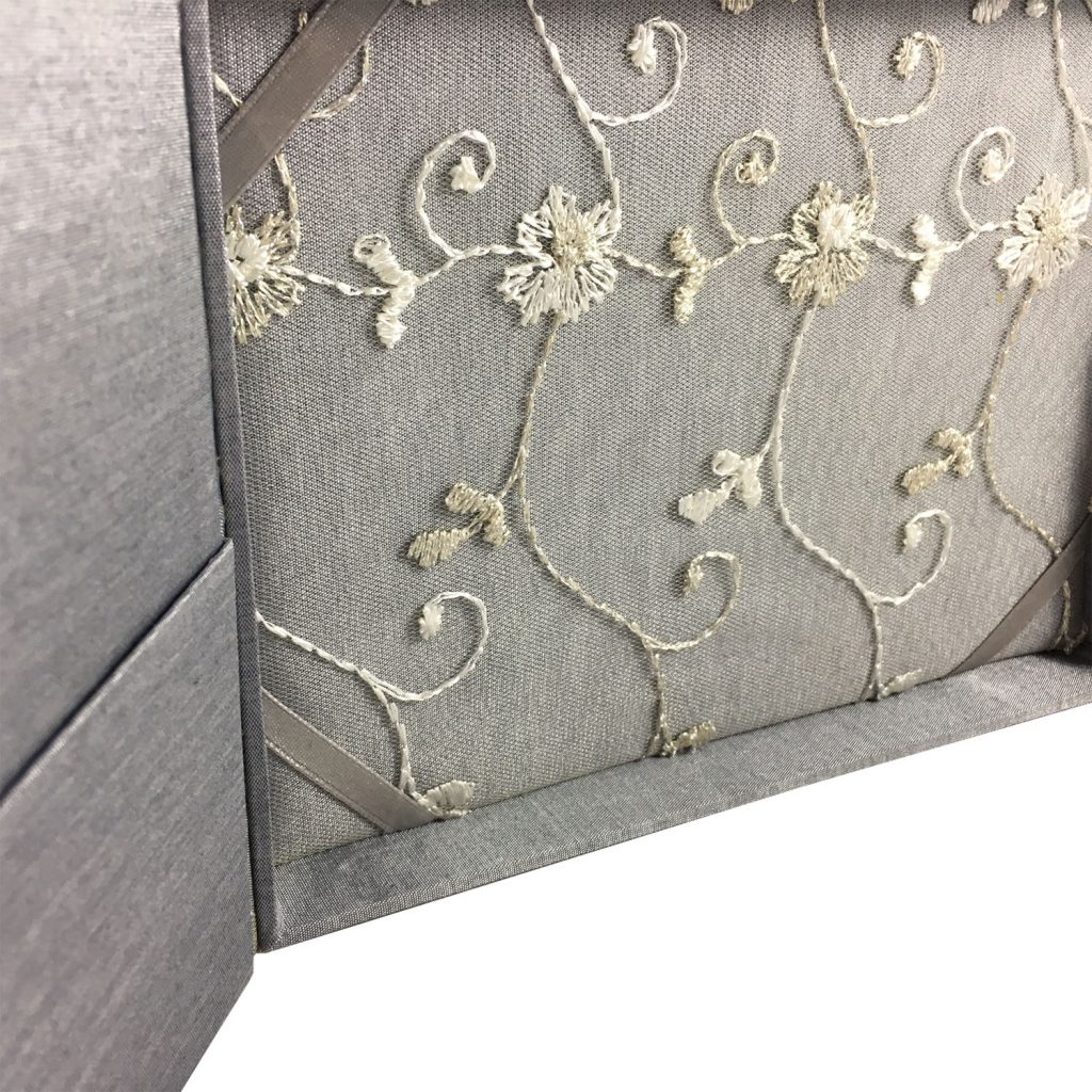 Luxury Lace Wedding Invitation Box With Pearl Brooch