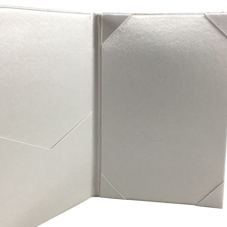 Most Extravagant Wedding Invitations With Silk & Pearl Brooch