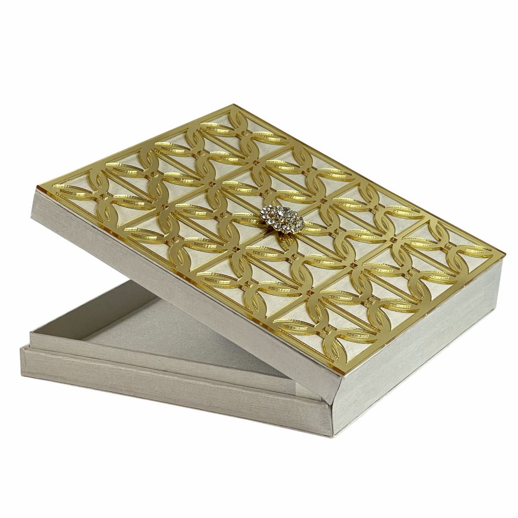 Metallic Gold & Metallic Silver Cardboard Packaging Boxes From Thailand ...